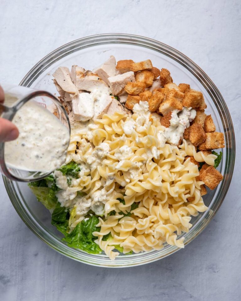 Classic Caesar Salad Recipe: Creamy, Crunchy, and Irresistible - The ...